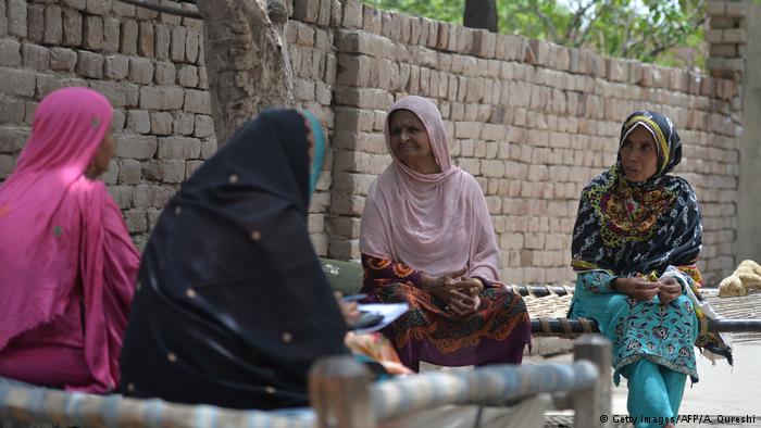 ‘Feminist movement gaining momentum in Pakistan’ - Rights - Women talk ...